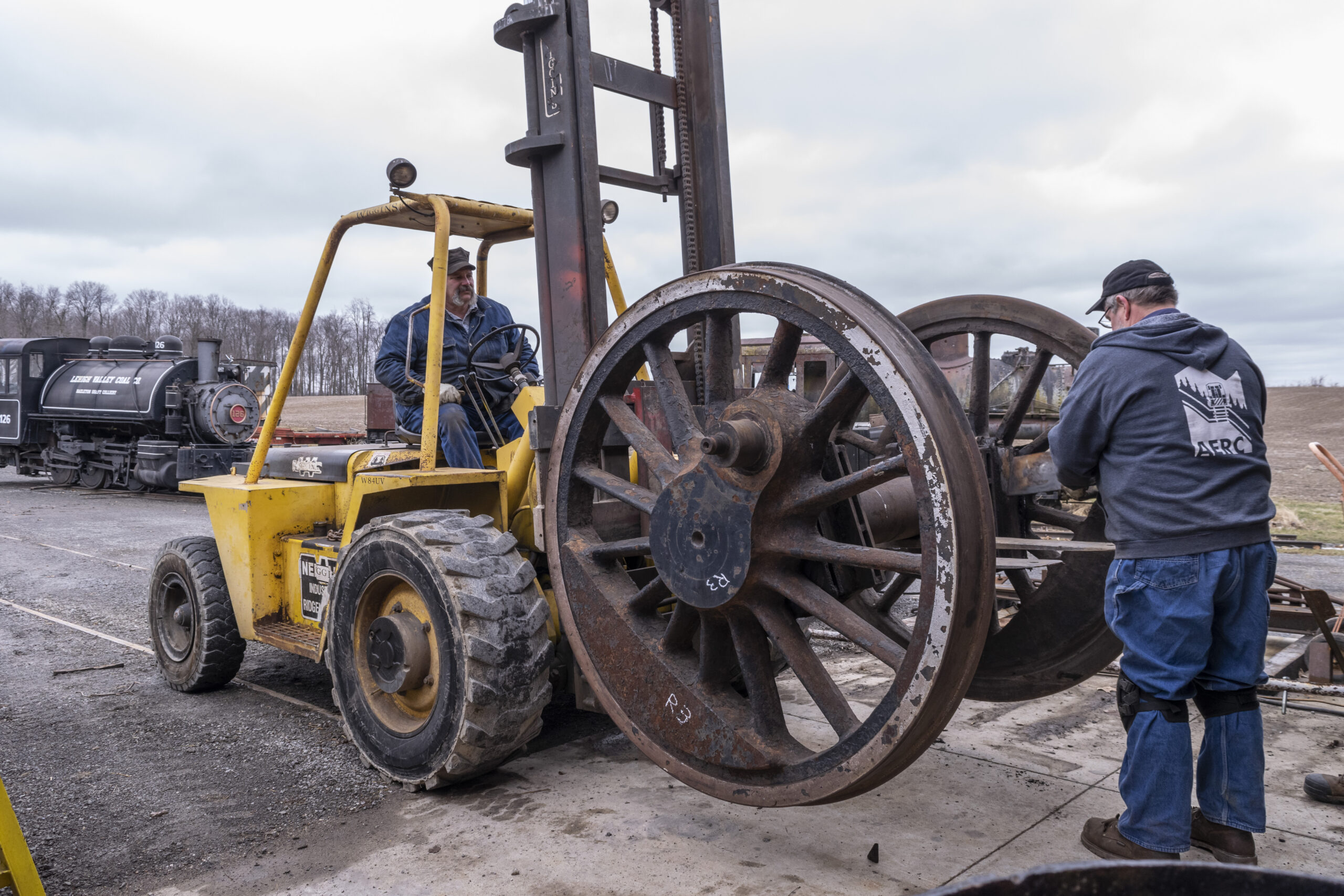 CNW 175 Frame & Running Gear Lifted for Rebuild - Steam Railroading ...